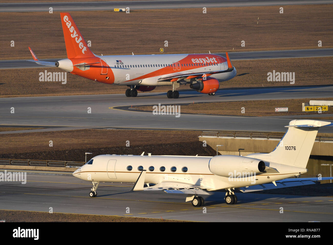 Gulfstream luftfahrt gv hi-res stock photography and images - Alamy