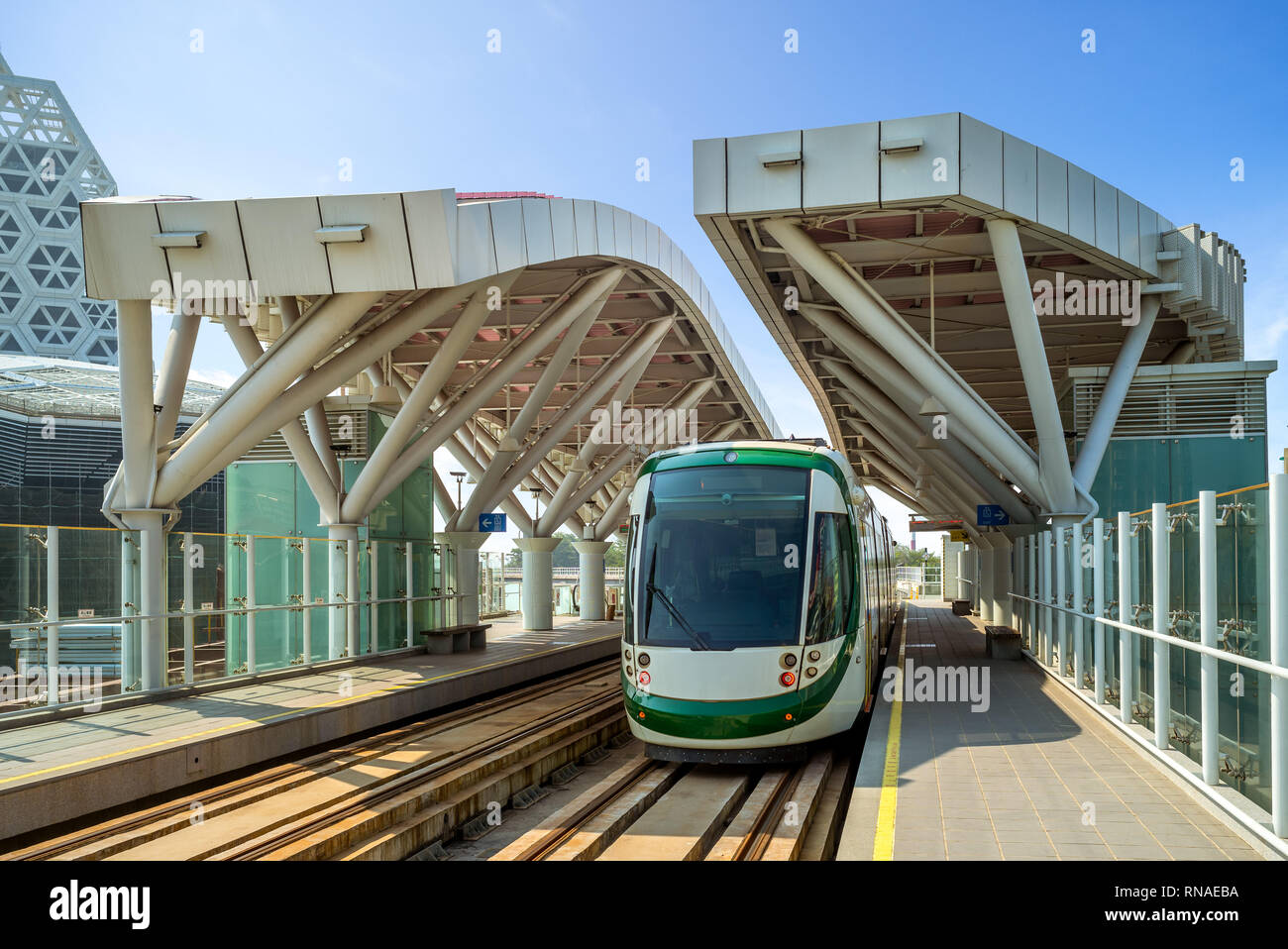 Light rail vehicle hi-res stock photography and images - Alamy