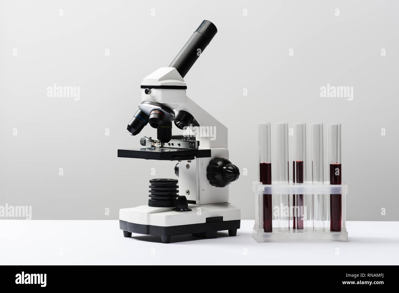 Grey microscope hi-res stock photography and images - Alamy
