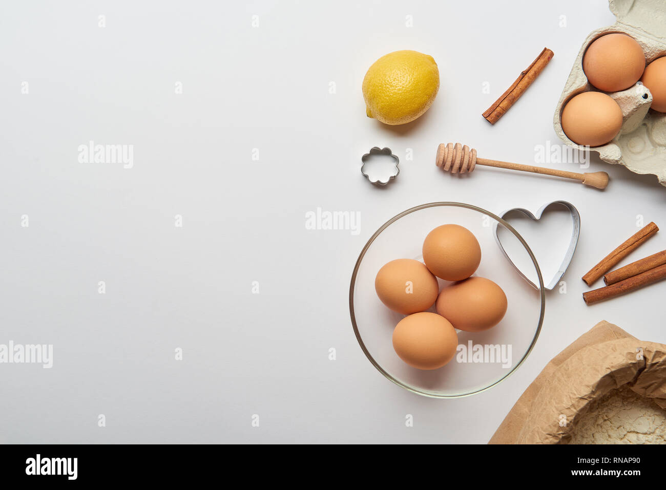 Bakery sign shapes hi-res stock photography and images - Alamy