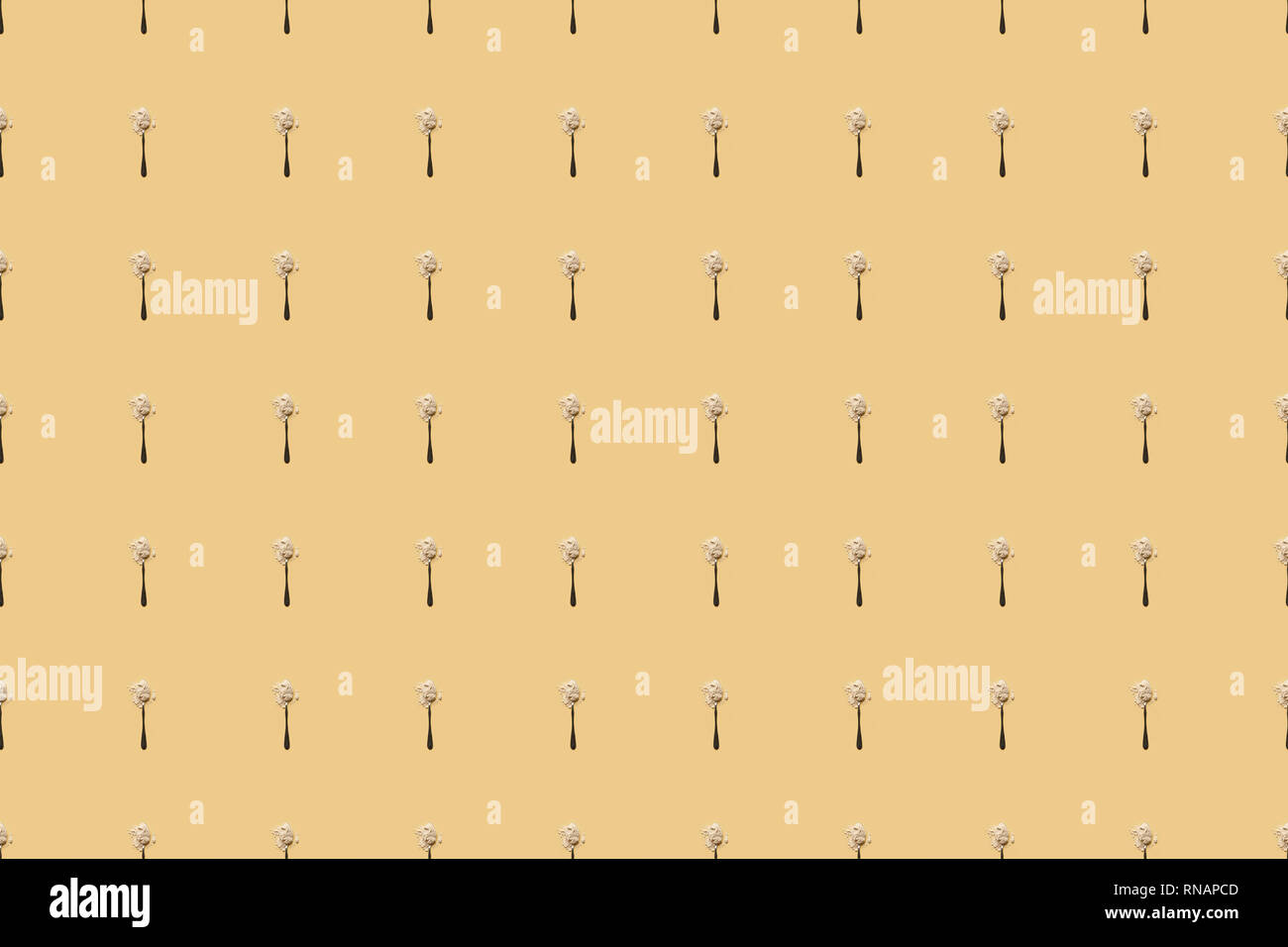 Scattered flour hi-res stock photography and images - Alamy