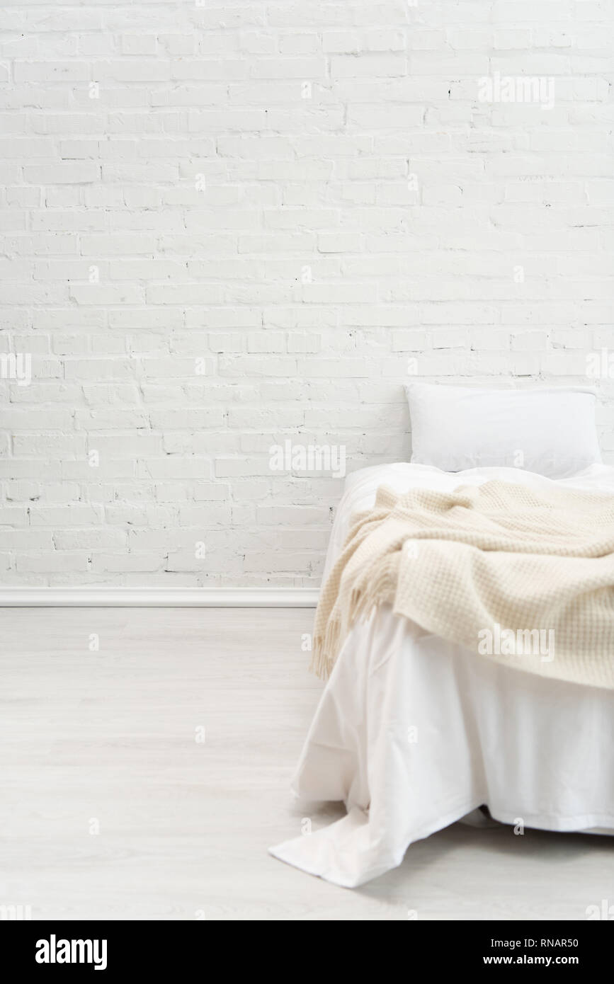 Empty bed space hi-res stock photography and images - Alamy