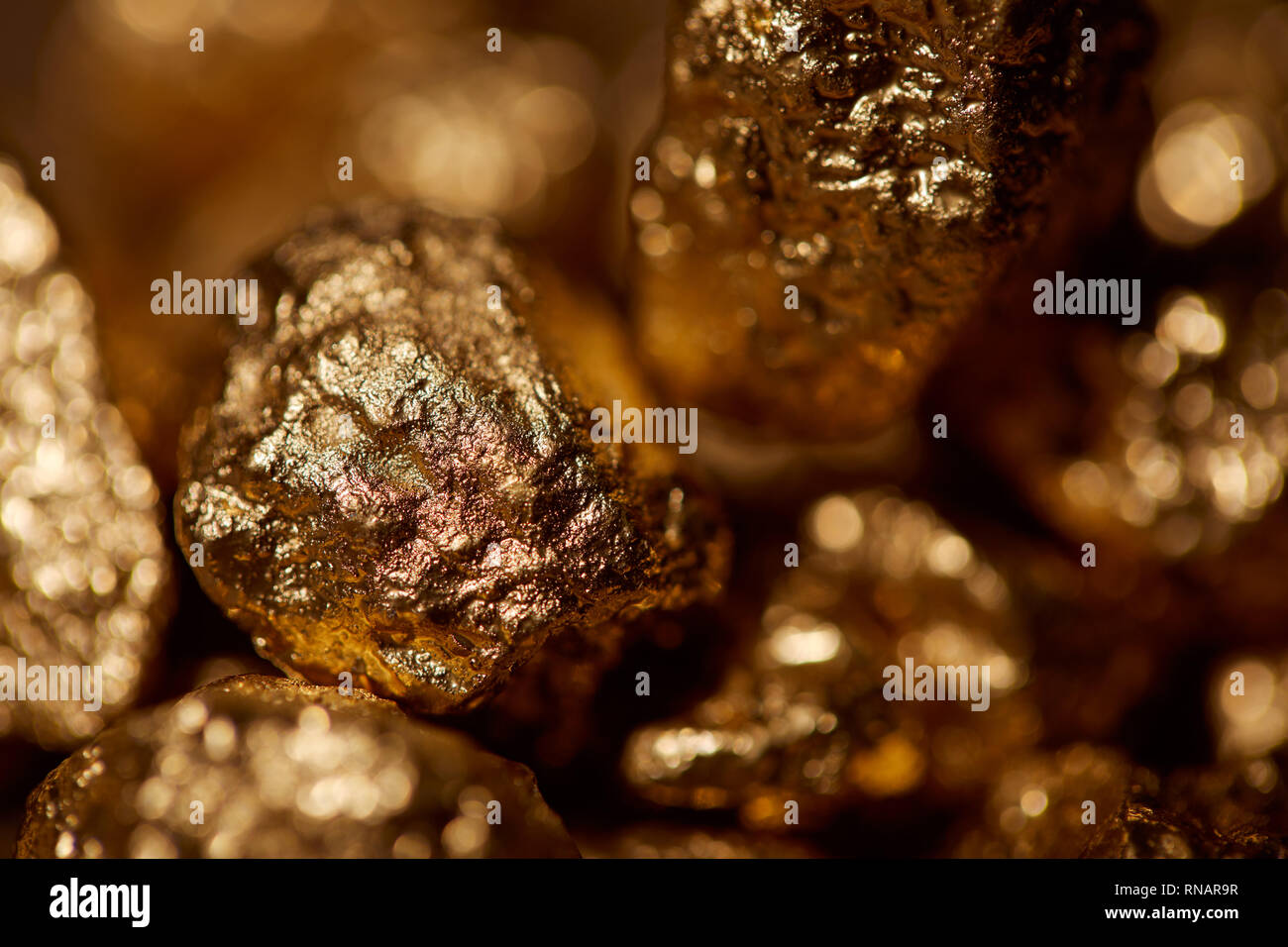 Glitter stones hi-res stock photography and images - Alamy