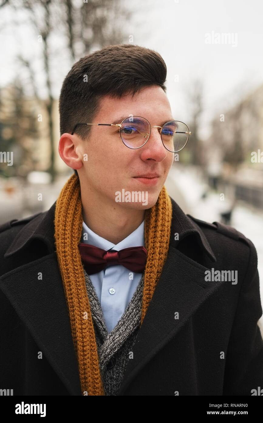 portrait Young man with a urban look in New York city Stock Photo - Alamy