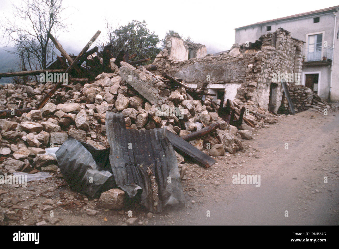 A view of damage caused by a major earthquake Stock Photo - Alamy