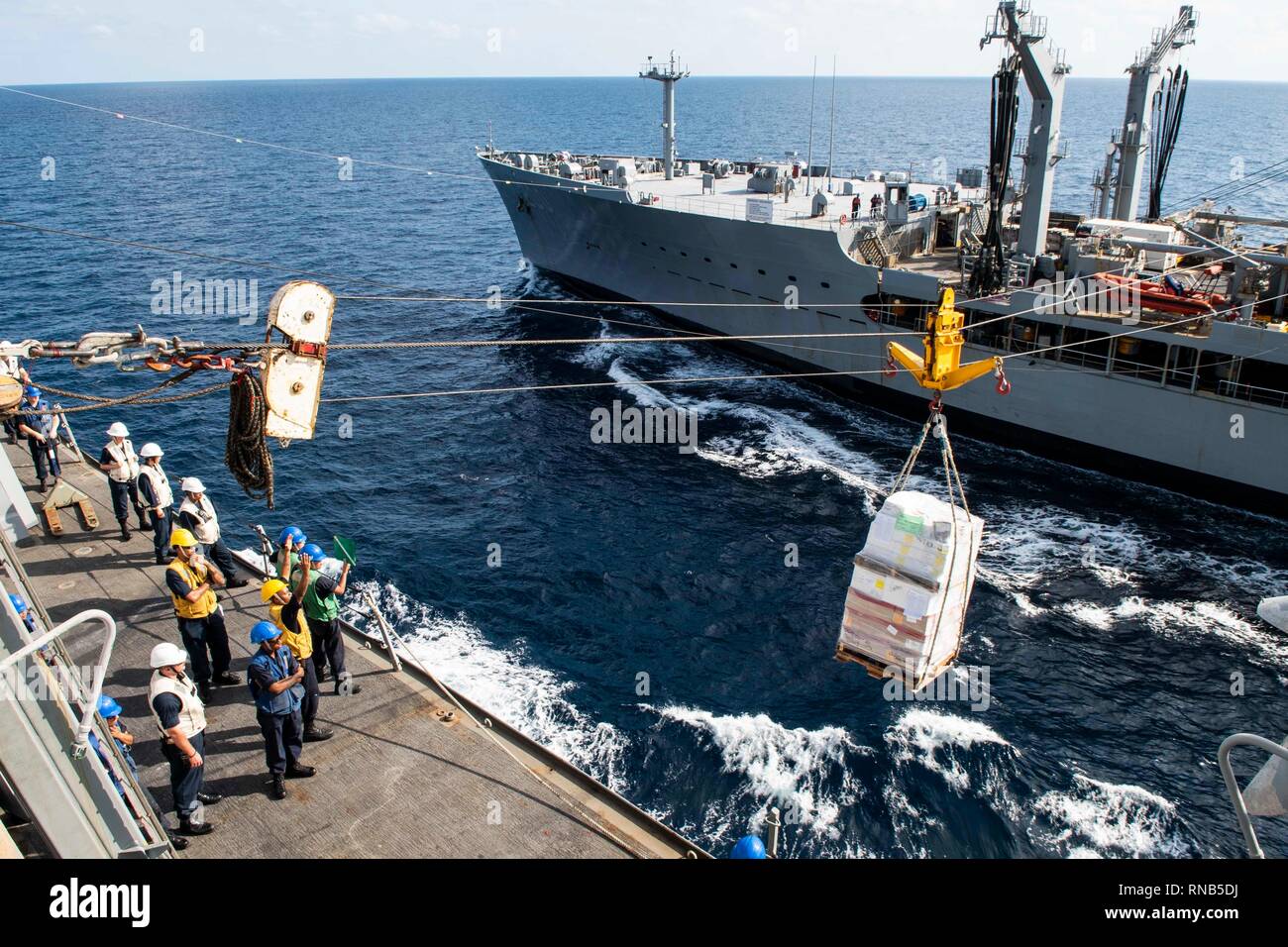 Usns effective hi-res stock photography and images - Alamy