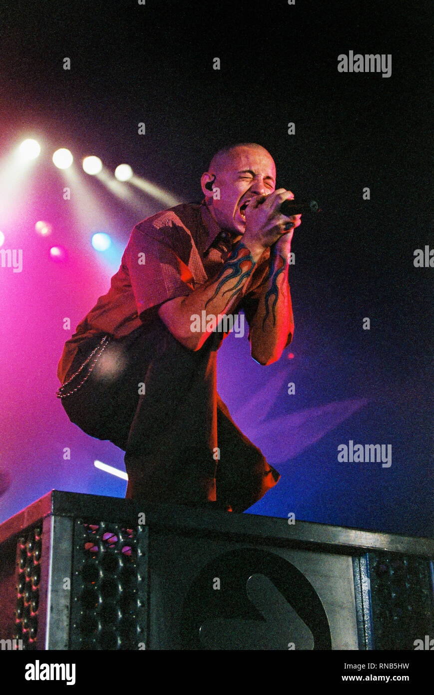 Chester bennington hi-res stock photography and images - Alamy