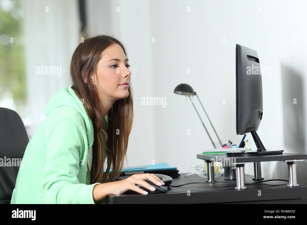 Personal desktop computer hi-res stock photography and images - Alamy