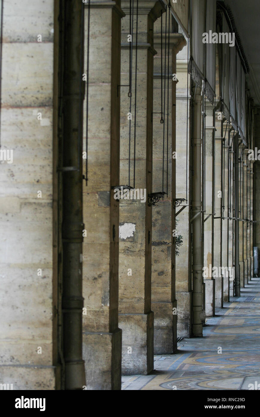 The Louvres Galleries, Rue de Rivoli, Paris, France Stock Photo - Alamy