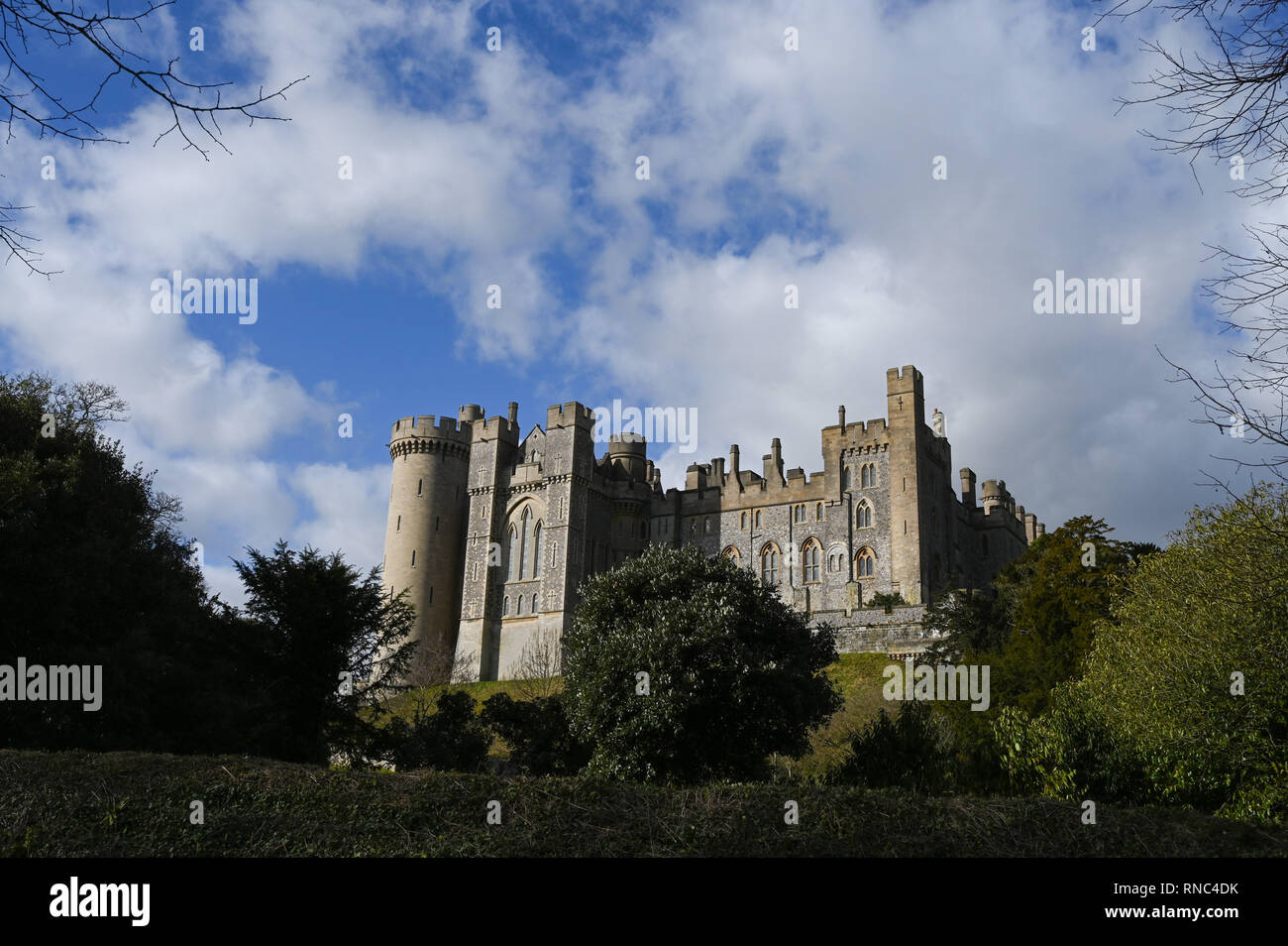 Winter view arundel castle arundel hi-res stock photography and images ...