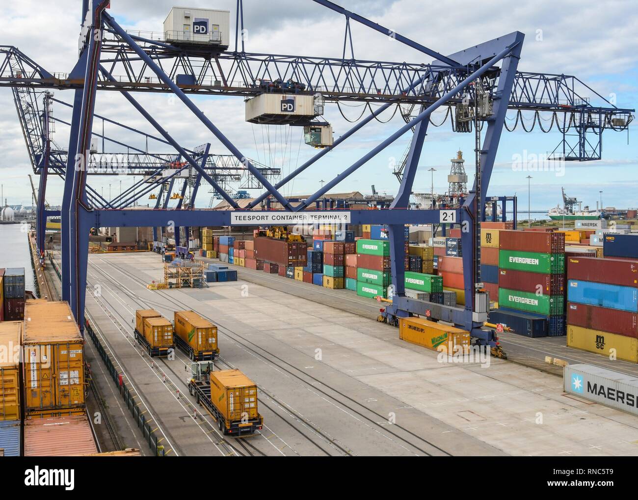 Loading Containers in the Container terminal in Teesport, Great Britain ...