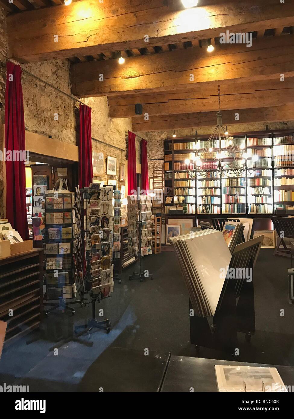 Beautiful Restaurant and Library in a unique place in Marseille in the ...