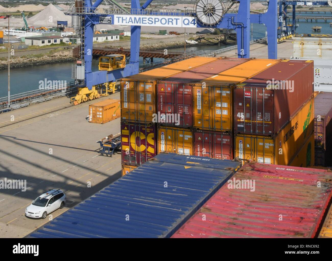 Thamesport hi-res stock photography and images - Alamy