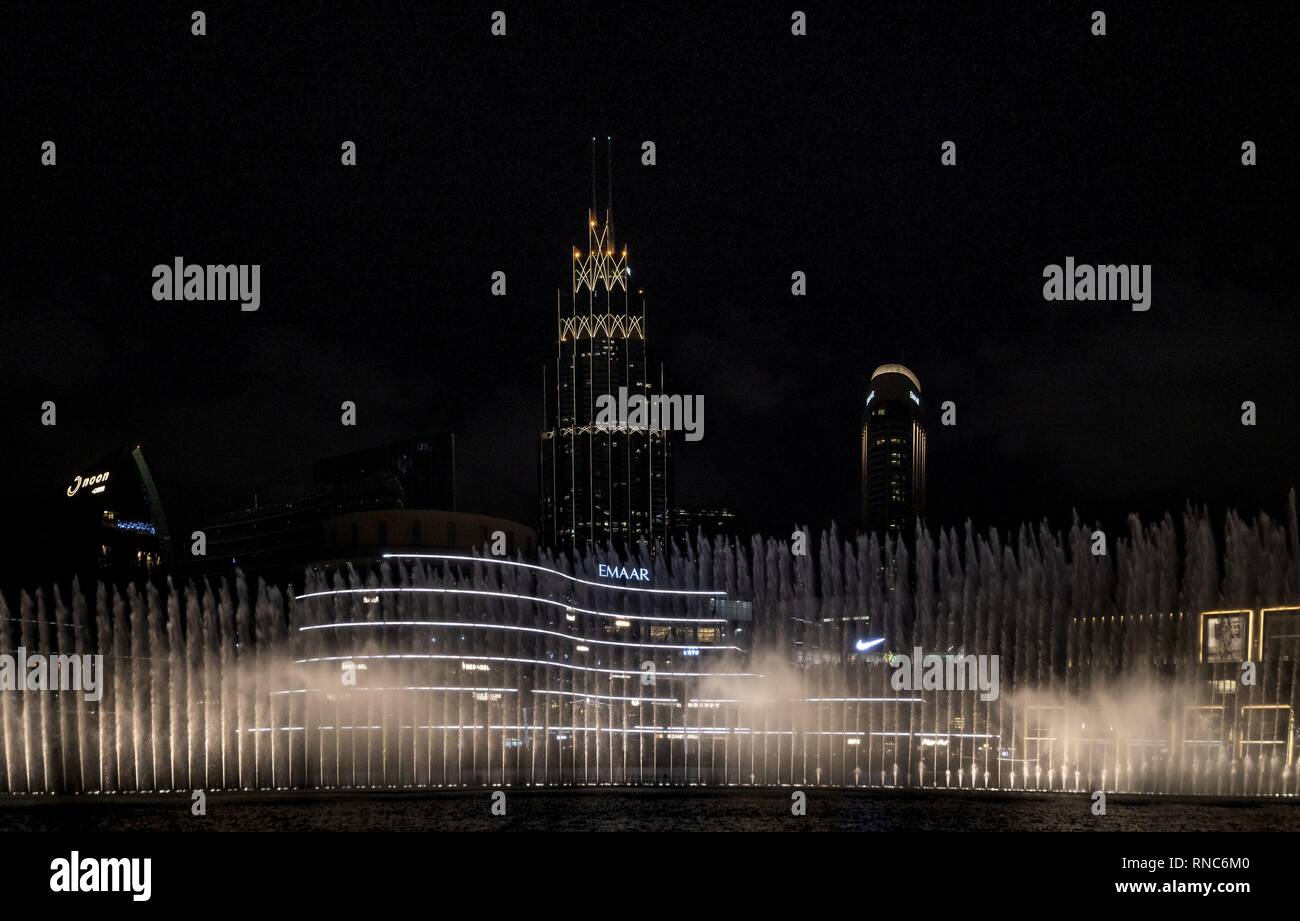 Light and laser show at the highest building in the world: Thousands of ...