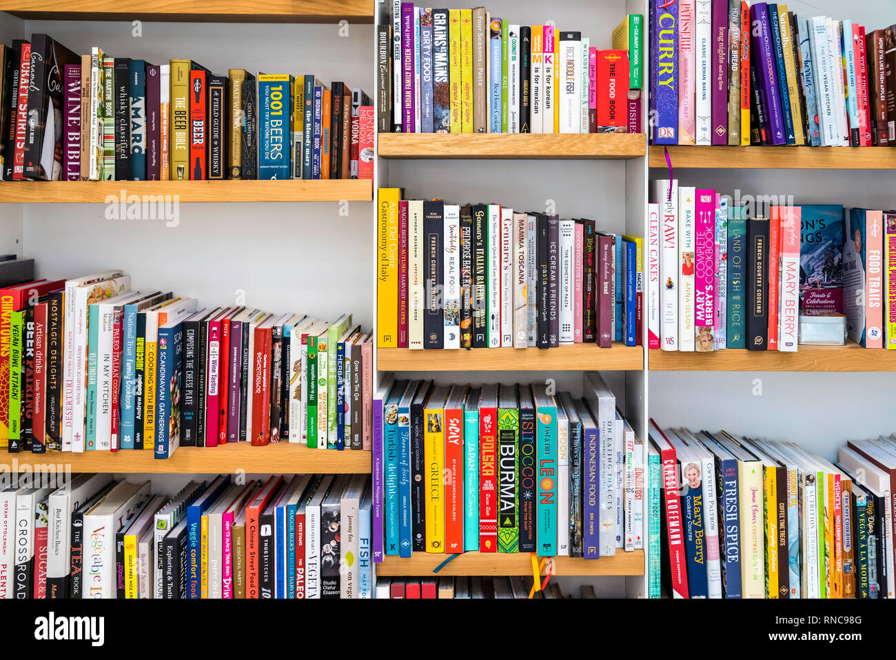 Inside old book shop hi-res stock photography and images - Alamy