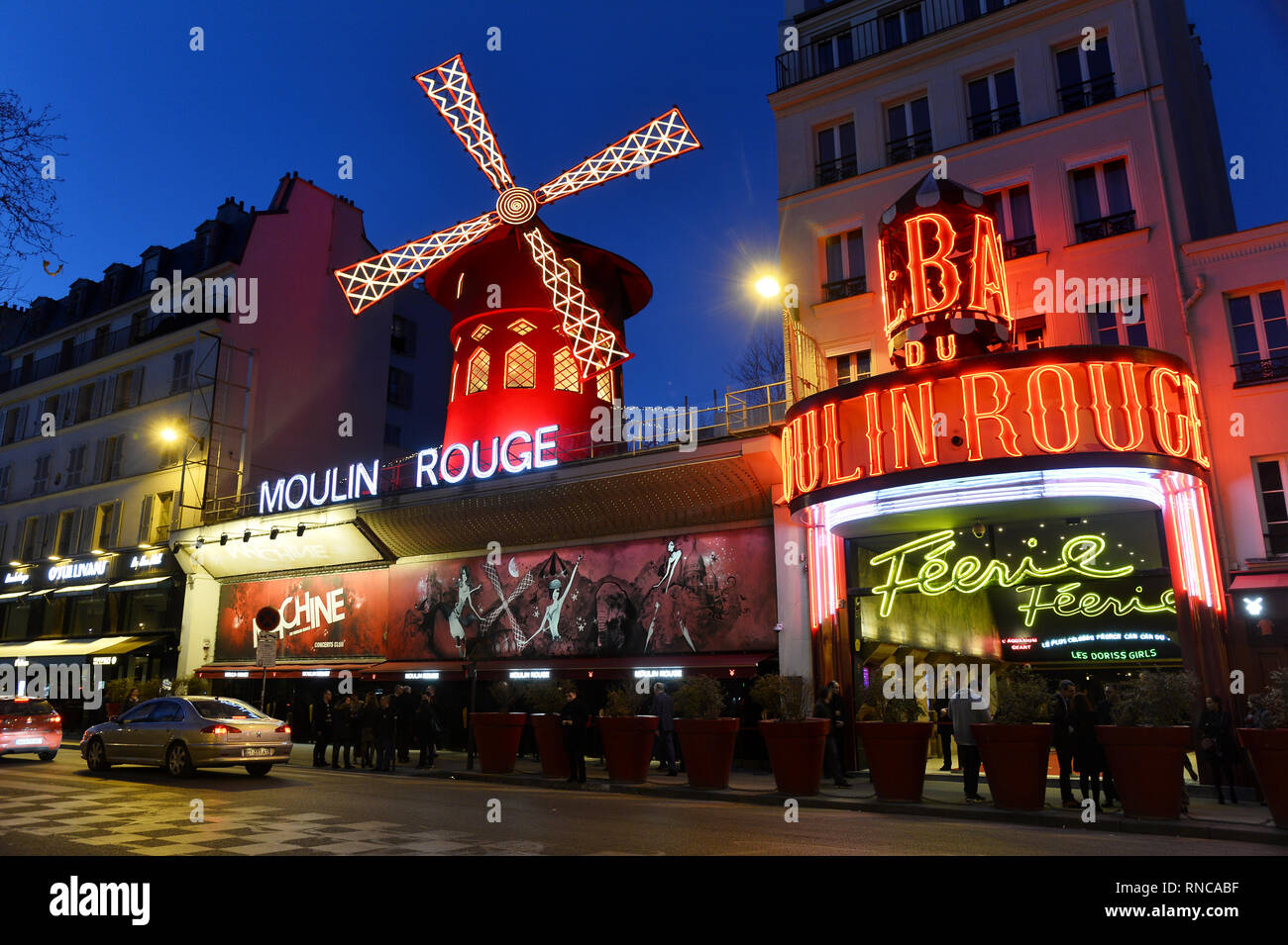 Moulin rouge dance vintage hi-res stock photography and images - Alamy