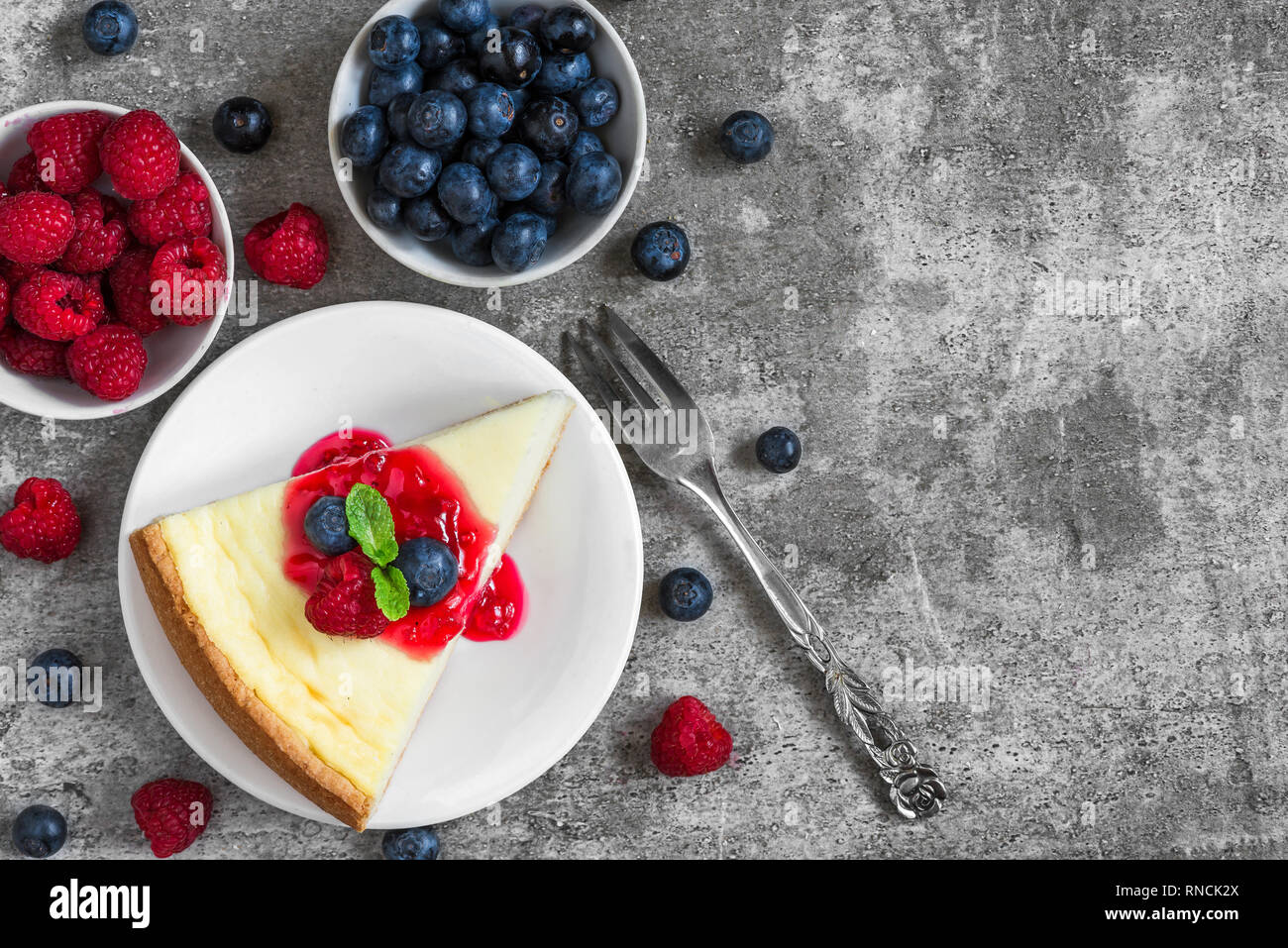Cake slice top view hi-res stock photography and images - Alamy