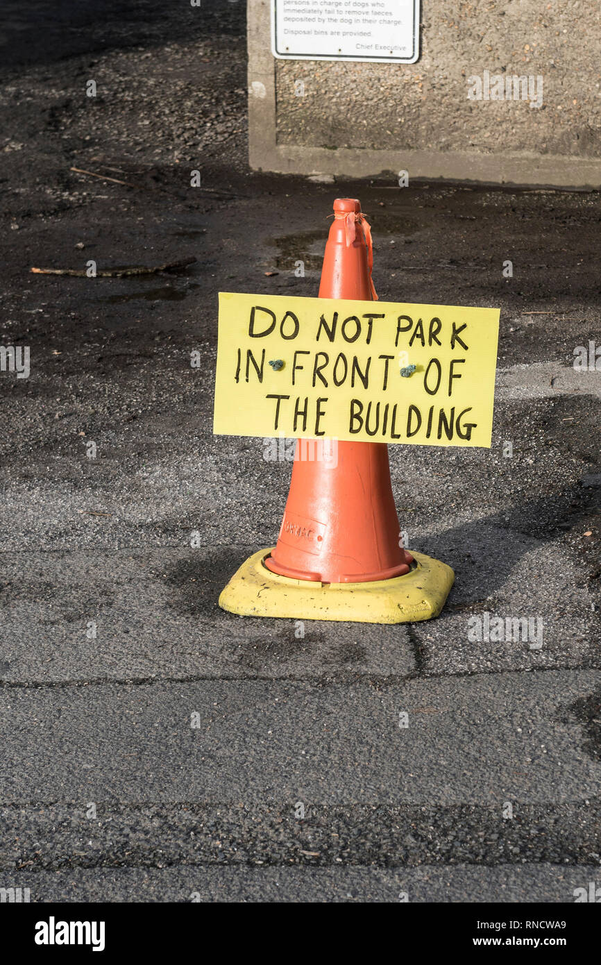 Handwritten sign hi-res stock photography and images - Alamy