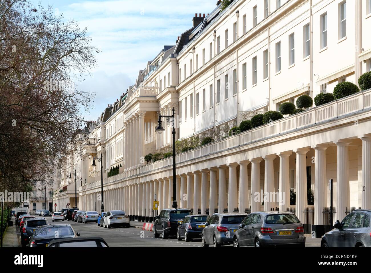 Eaton square in london hi-res stock photography and images - Alamy