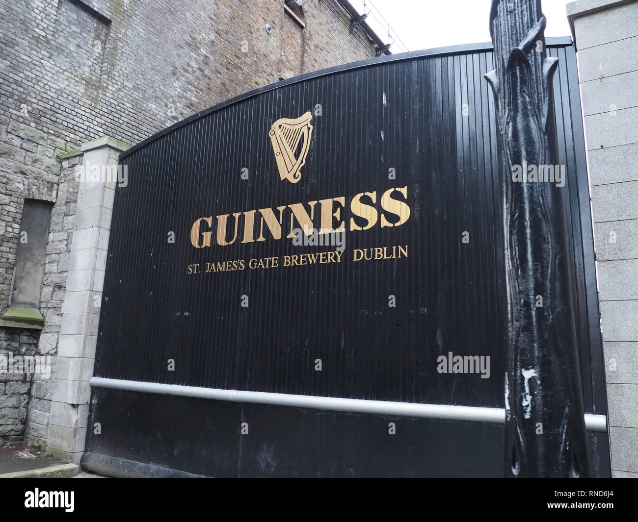 Guinness brewery st. james gate hi-res stock photography and images - Alamy