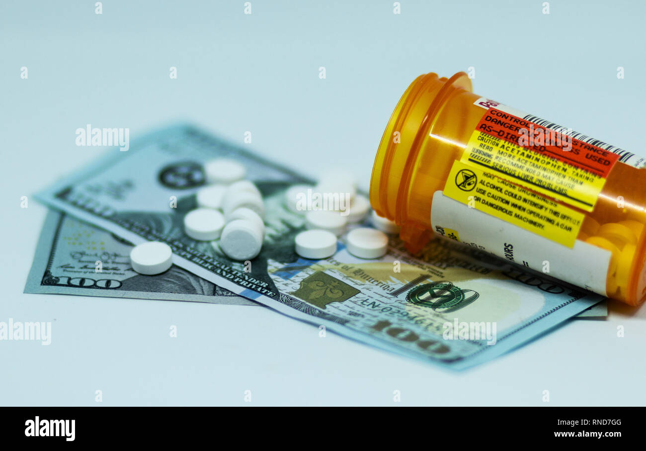 Oxycontin bottle hi-res stock photography and images - Alamy