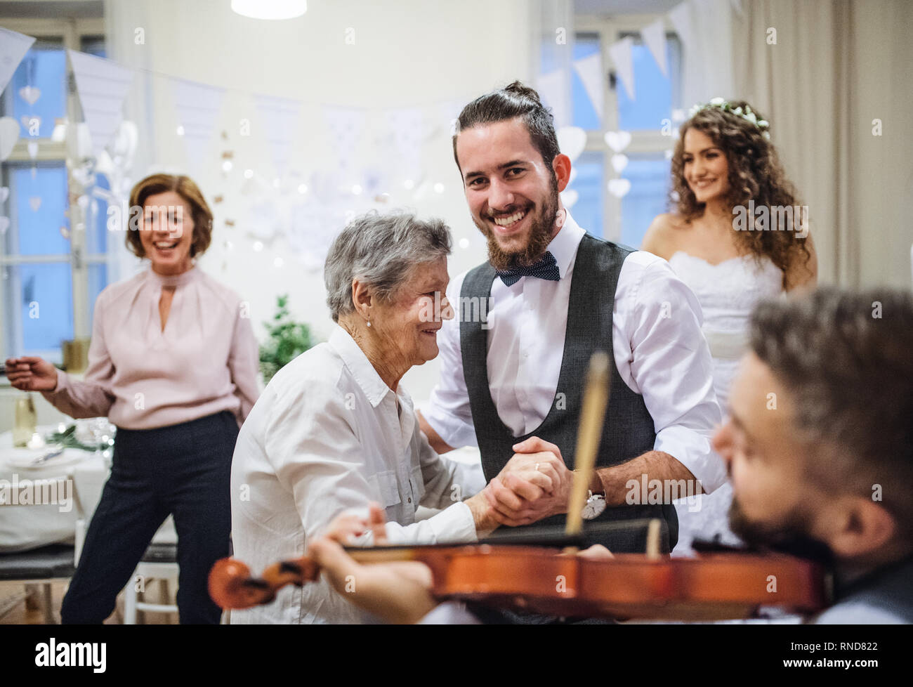 Grandma dancing hi-res stock photography and images - Alamy