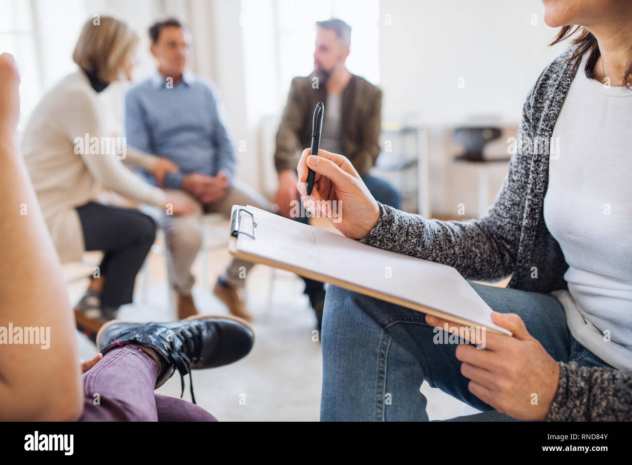 Client group hi-res stock photography and images - Alamy