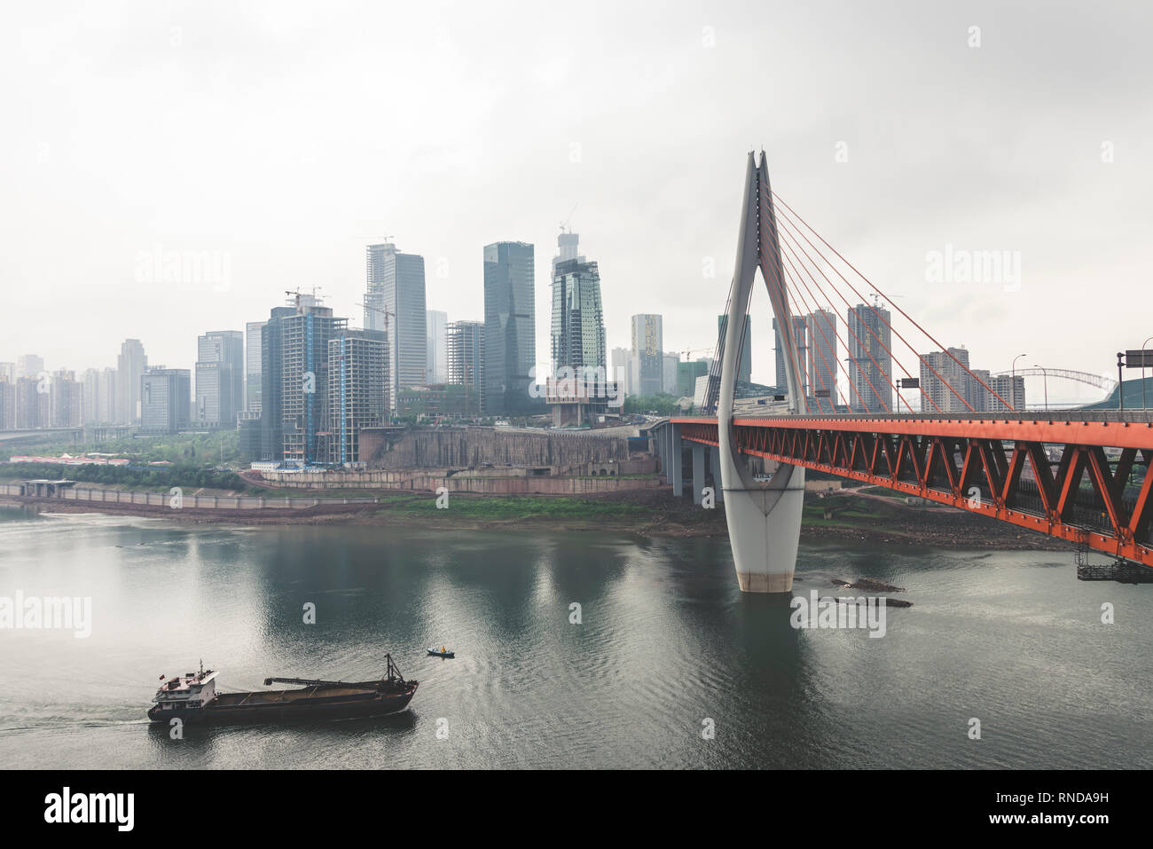 Yangtze river bridges hi-res stock photography and images - Alamy