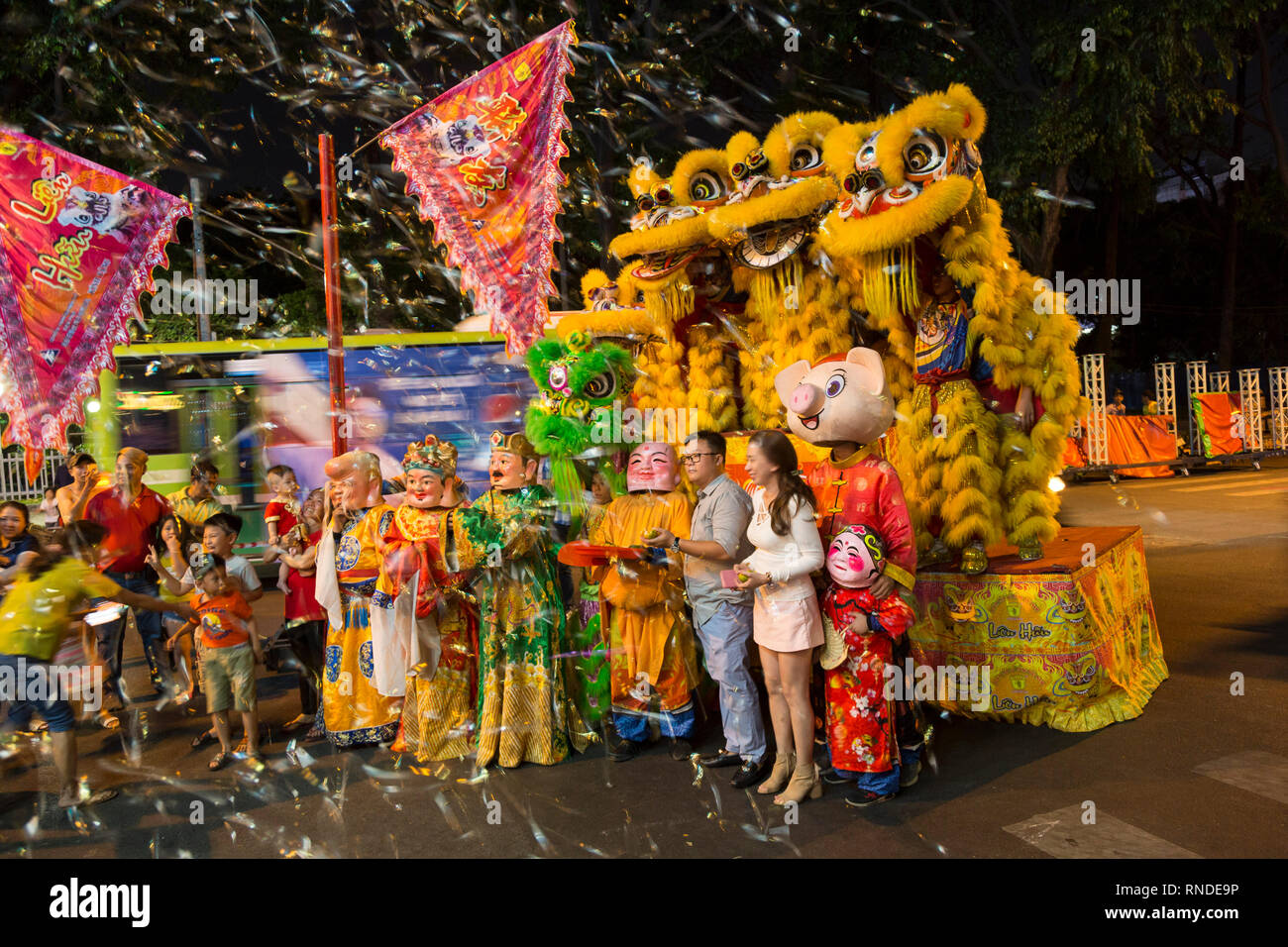 Chinese ghost mask hi-res stock photography and images - Alamy