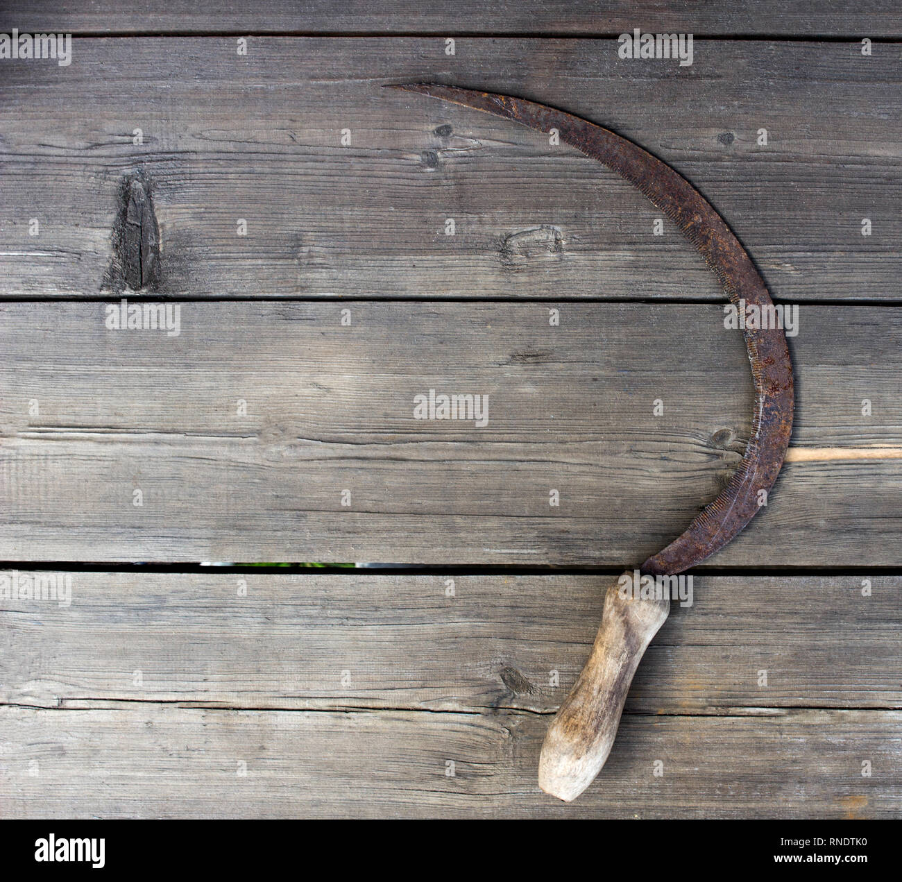 Reaping hook hi-res stock photography and images - Alamy