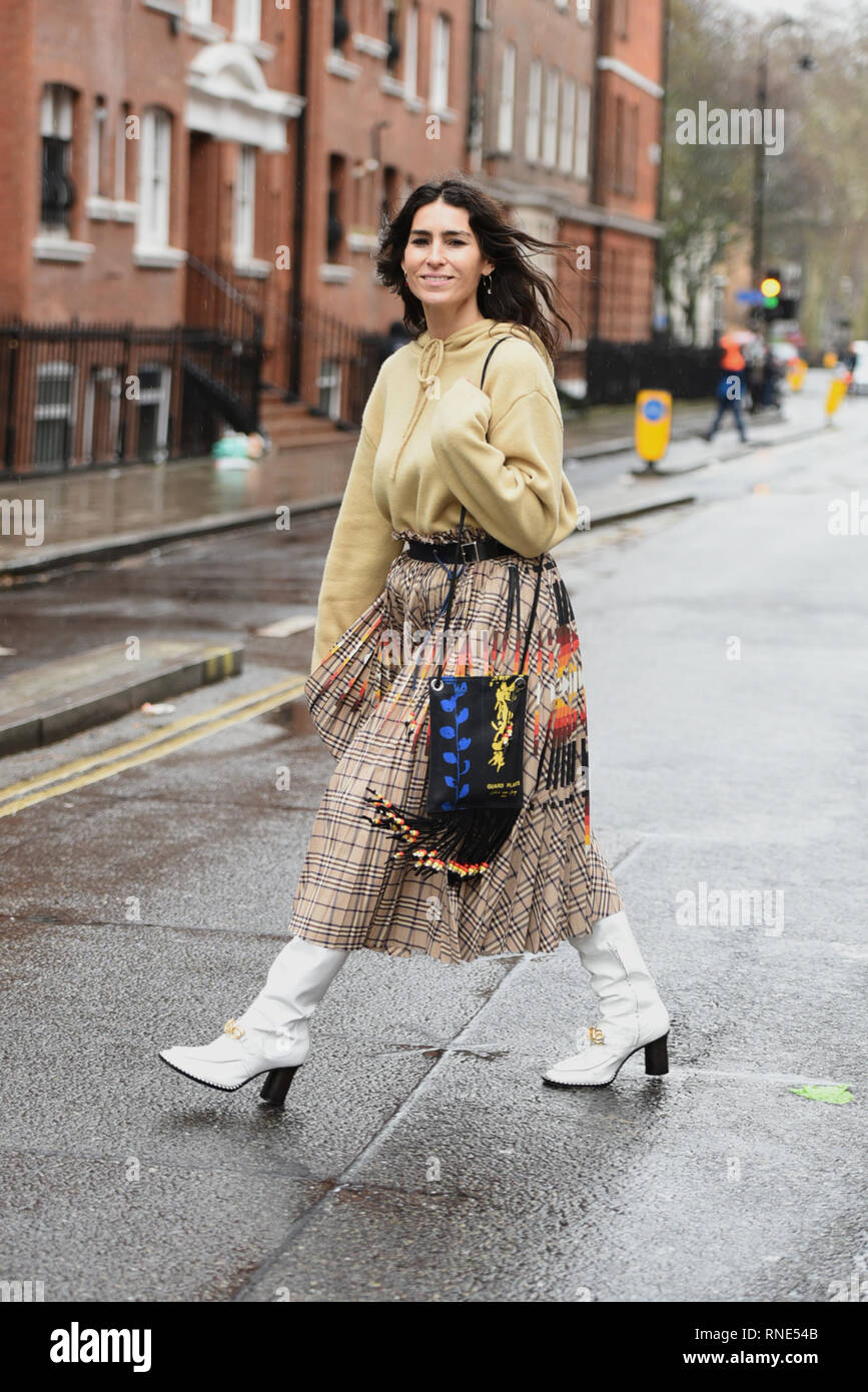 Deborah Wearing High Resolution Stock Photography and Images - Alamy