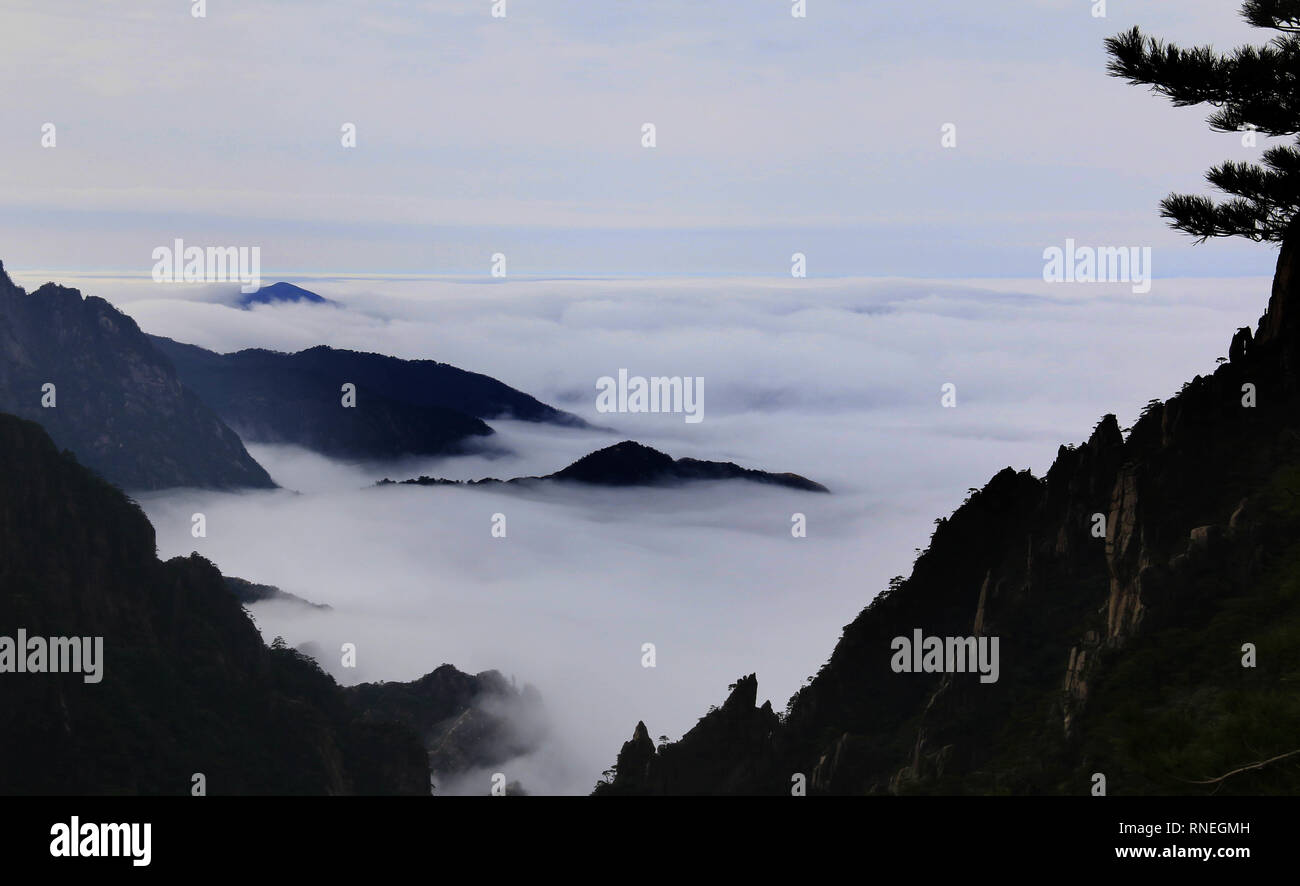 Huangsha, , China. 19th Feb, 2019. Huangshan, CHINA-Scenery of Huangshan Mountain after snowfall ...