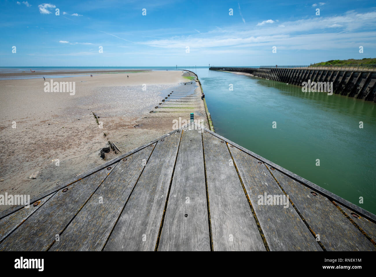 Beach town littlehampton hi-res stock photography and images - Alamy