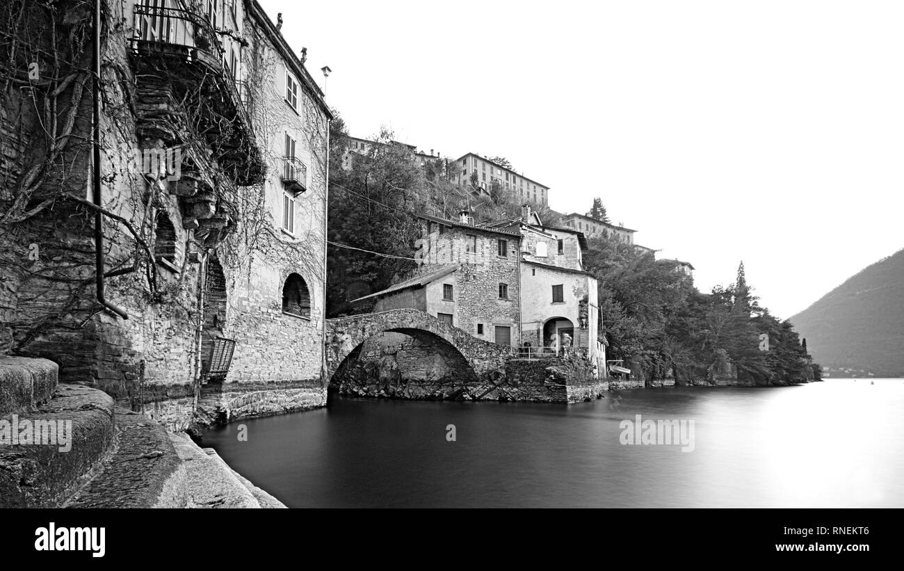 Ancient stone bridge in Nesso on Lake Como Stock Photo - Alamy