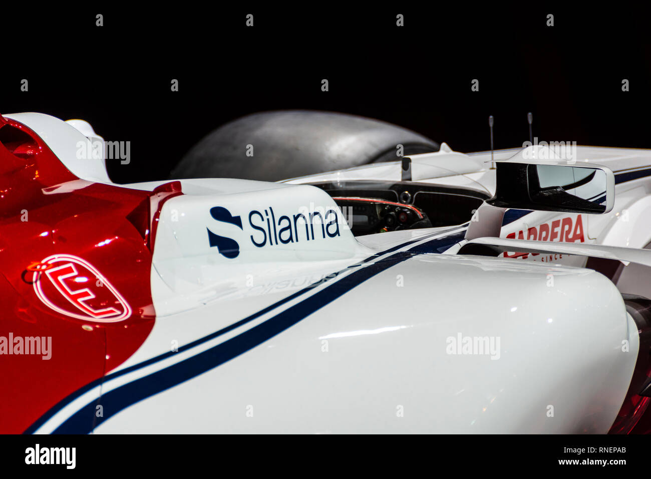 Formula 1 car side view hi-res stock photography and images - Alamy