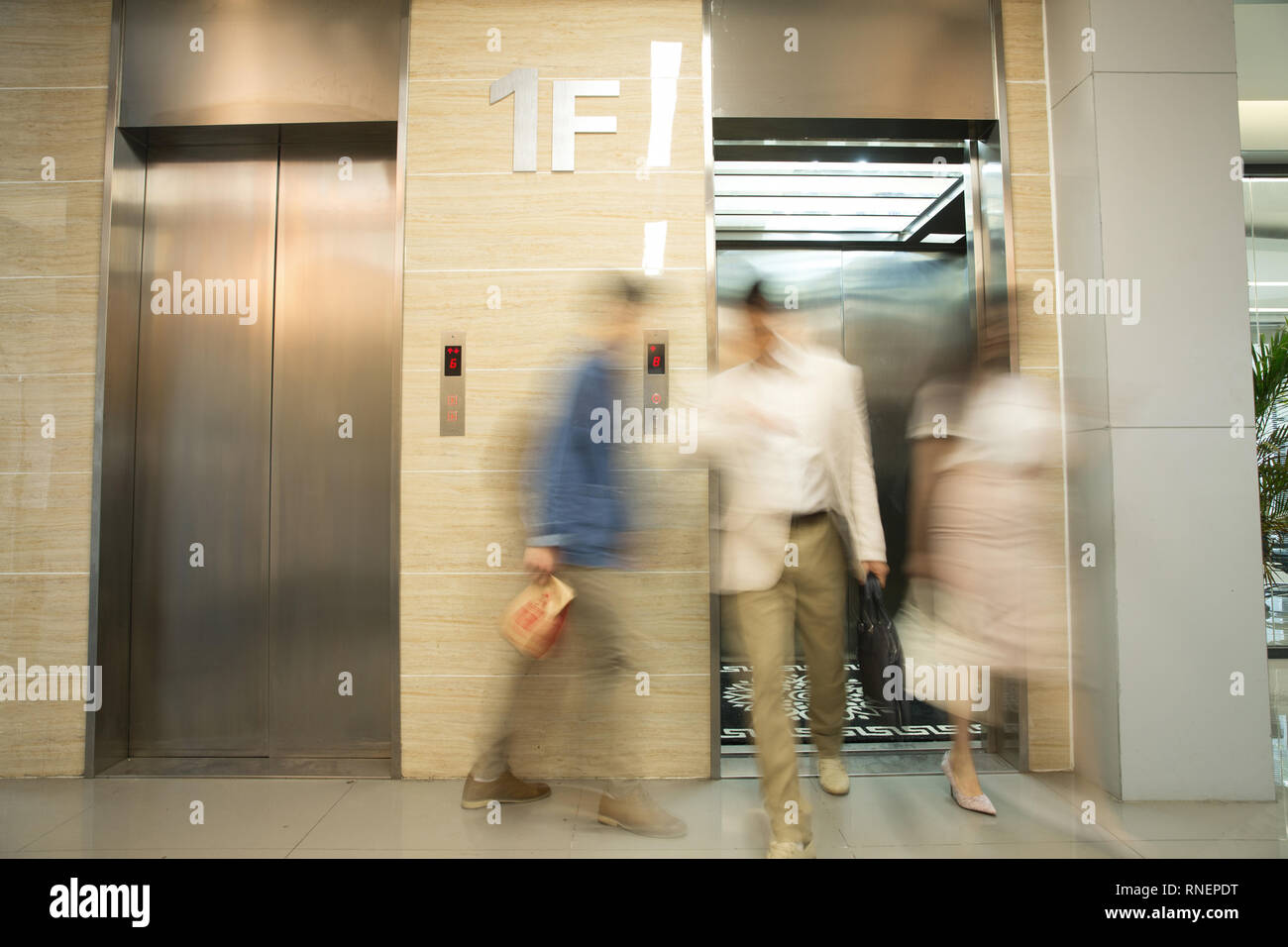 Beat the clock business hi-res stock photography and images - Alamy