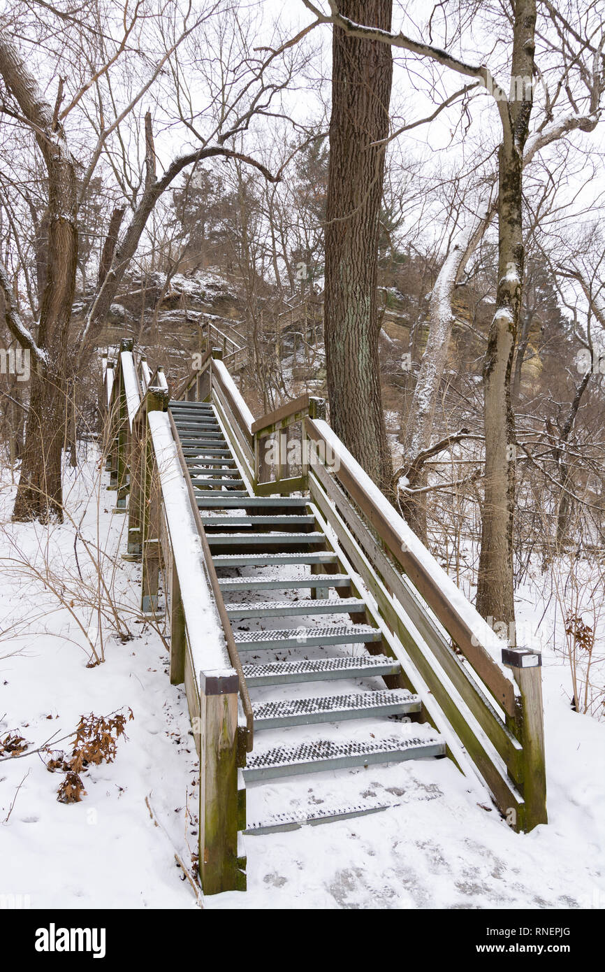 Stairs leading to the lodge on a Winter morning. Starved Rock State ...