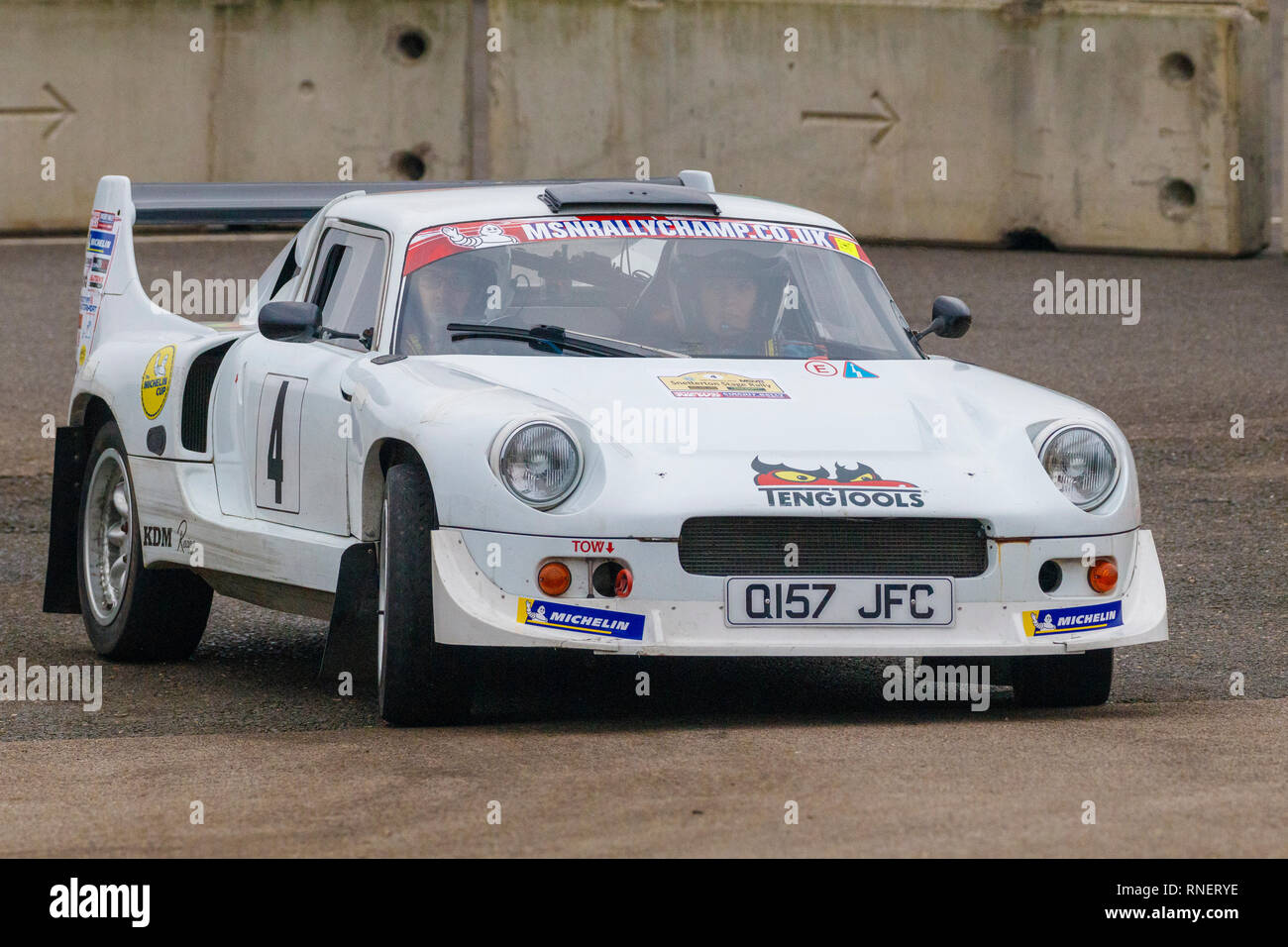 Darrian T90, Q157JFC, with driver Joshua Davey and co-driver Tamsyn ...