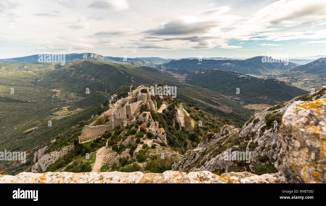 Southern france castle hi-res stock photography and images - Alamy