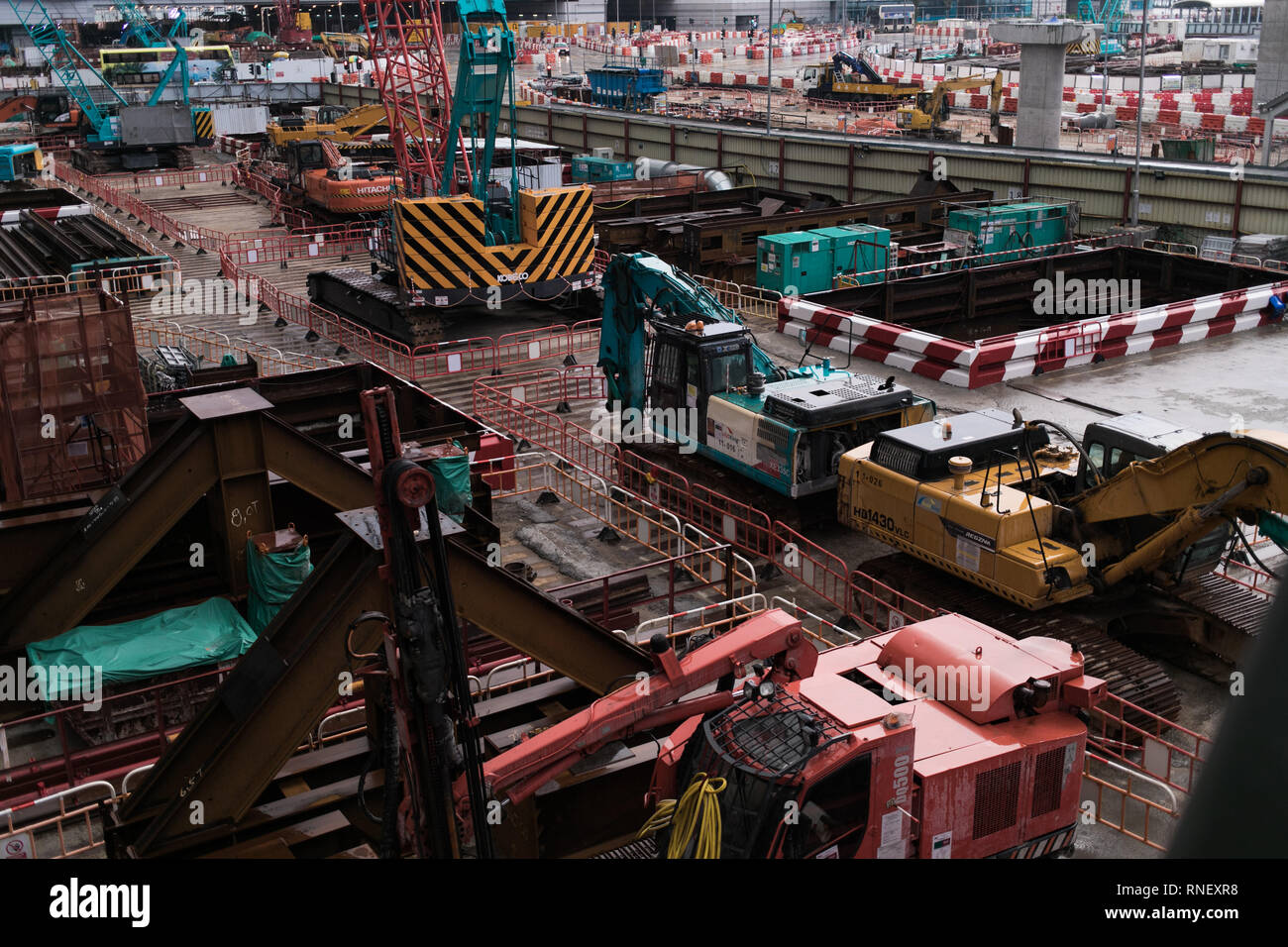 Construction huge building china hi-res stock photography and images ...