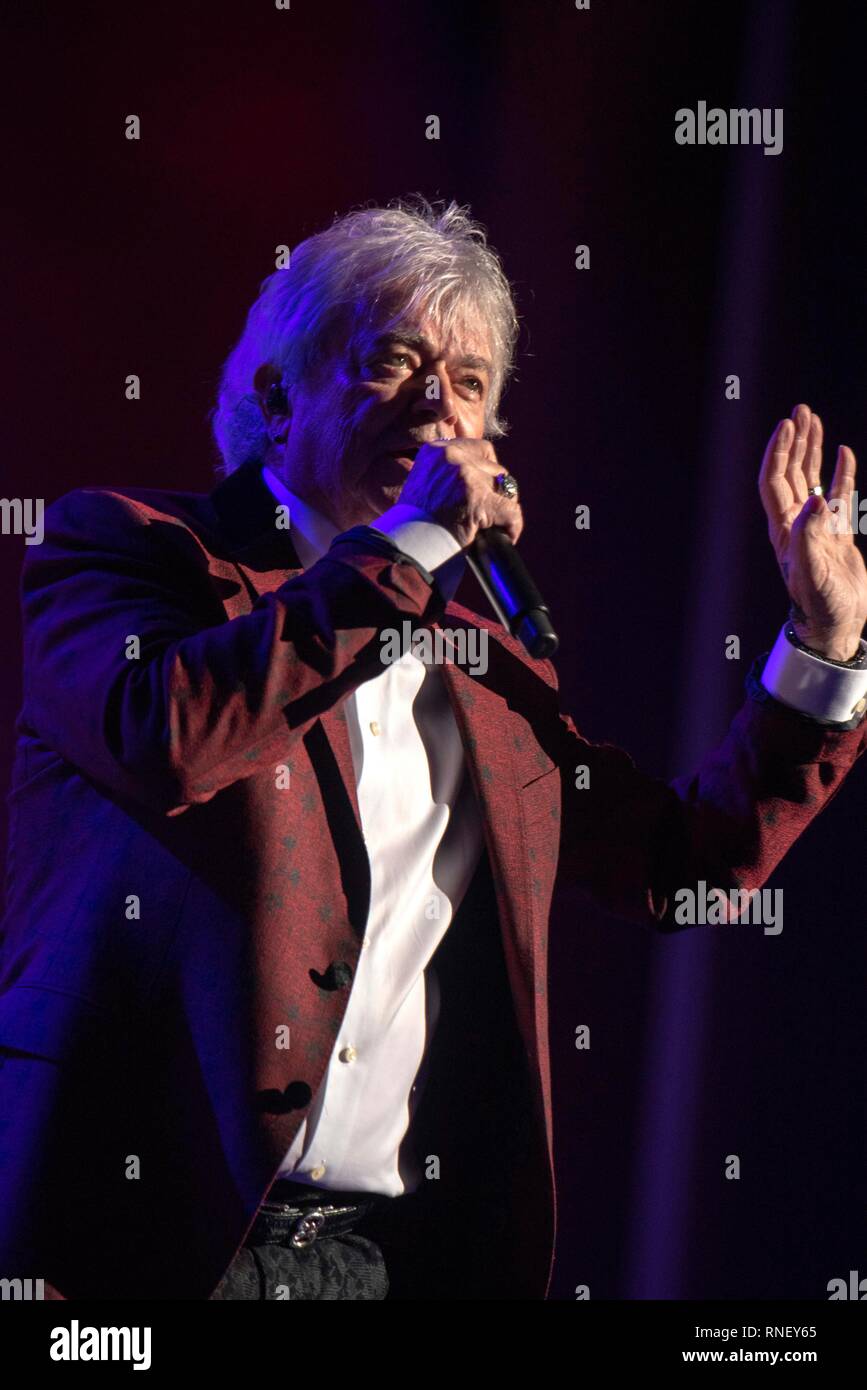 Singer Russell Hitchcock of 'Air Supply' Stock Photo - Alamy