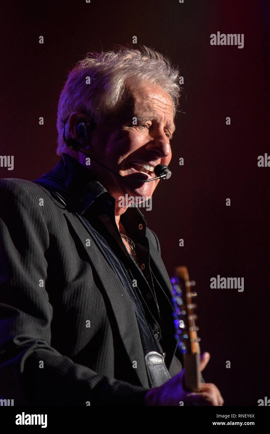 Guitarist Graham Russell of 'Air Supply' Stock Photo - Alamy