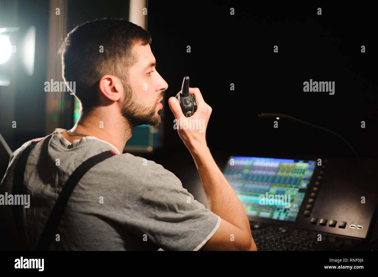 Lighting technicians hi-res stock photography and images - Alamy