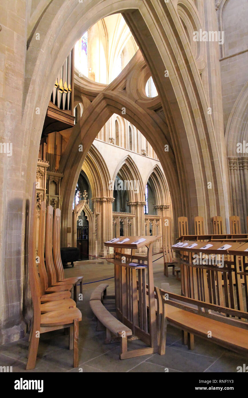 14 pointed arches hi-res stock photography and images - Alamy