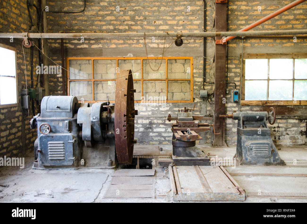 Steel industry italy 20th century hi-res stock photography and images ...