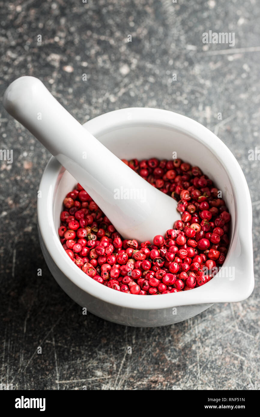 Pink peppercorn hi-res stock photography and images - Alamy