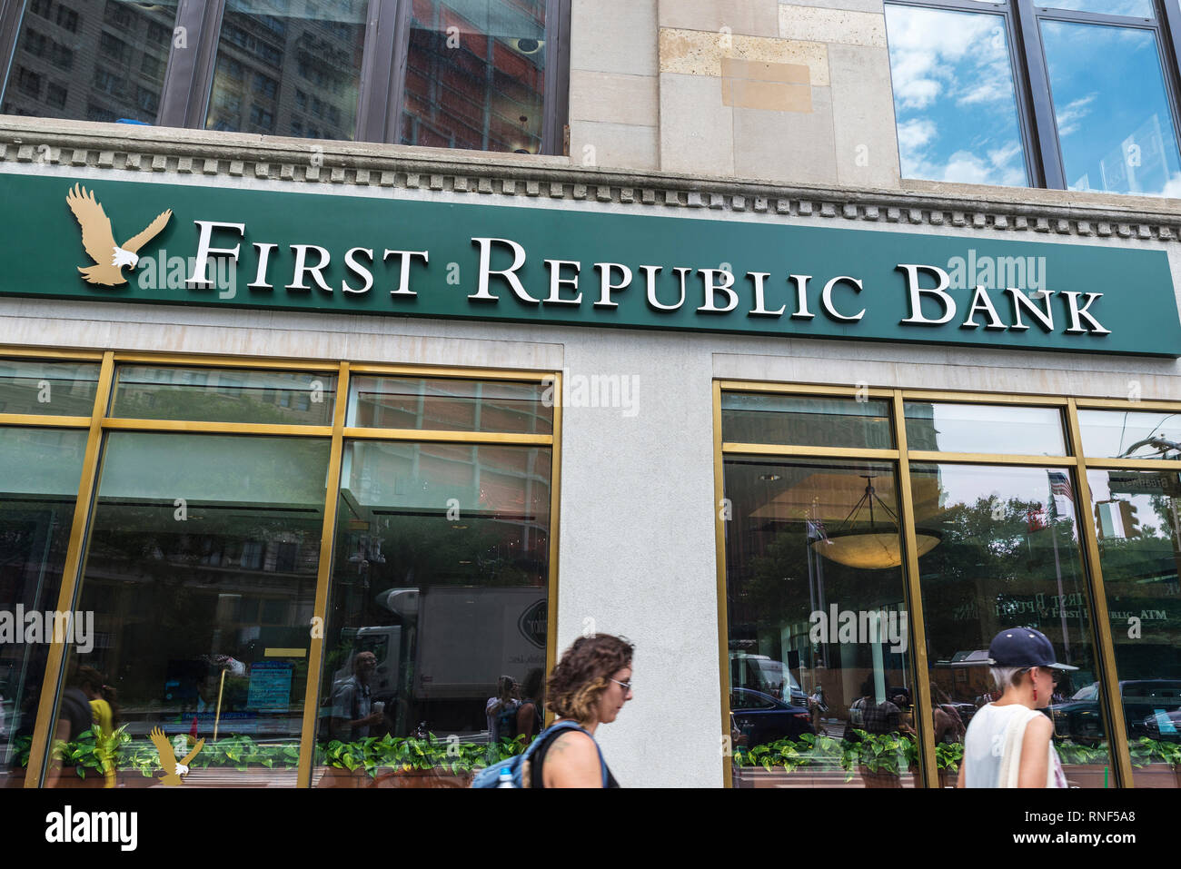 First republic bank hi-res stock photography and images - Alamy