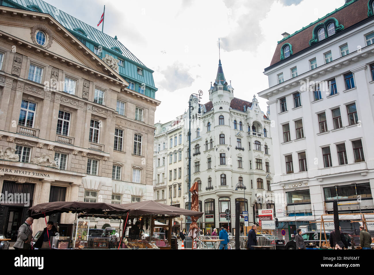 Square Am Hof High Resolution Stock Photography and Images - Alamy