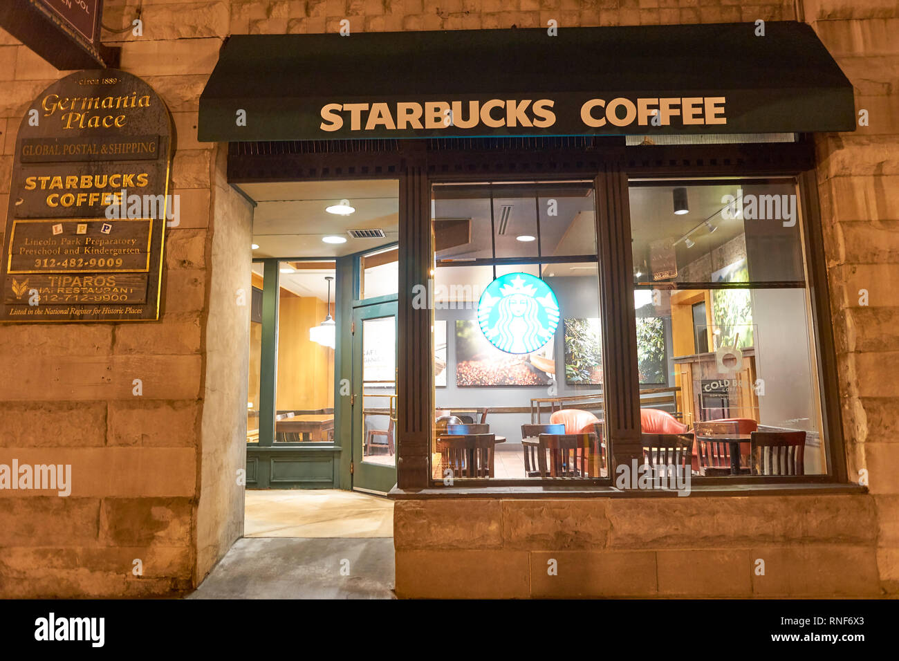 Night and starbucks hi-res stock photography and images - Alamy