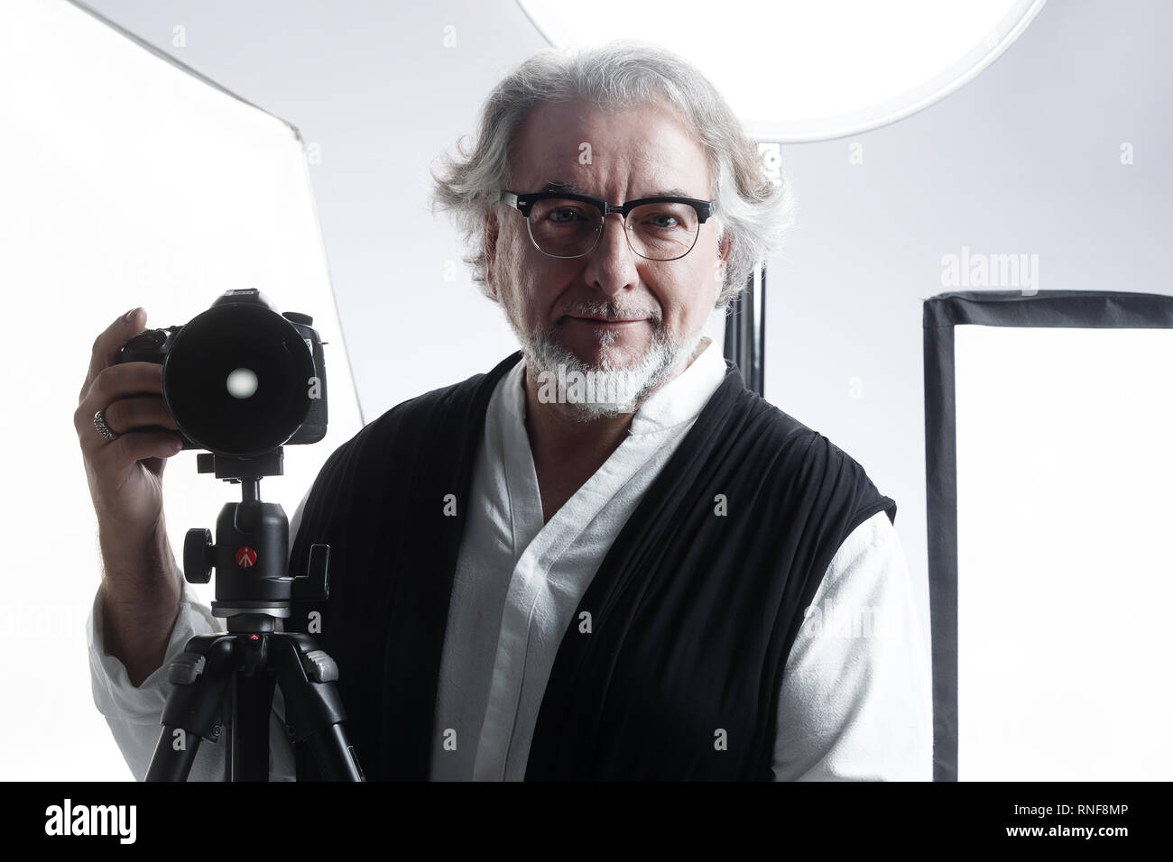 A professional photographer Stock Photo - Alamy